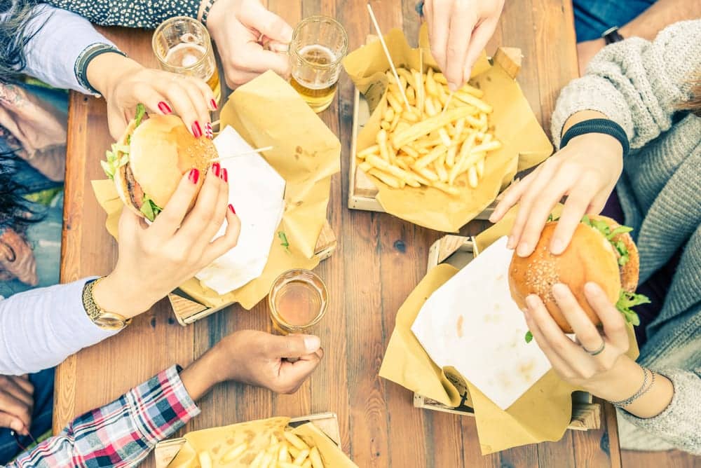 How to Eat Healthy When Dining Out – Gnarly Nutrition